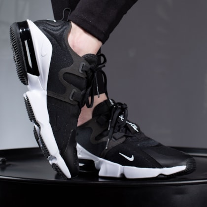 Tênis Nike Preto Feminino e Masculino Air Max na LV41